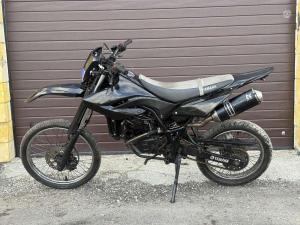 Black Yamaha WR 125X 2009 in Vilkaviskis, with an engine capacity of 0.13 L and mileage of 40 thousand km for 1100 €, photo 12 on AUTOMOTO.COM.LV