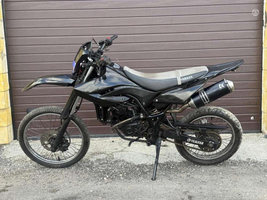 Black Yamaha WR 125X 2009 in Vilkaviskis, with an engine capacity of 0.13 L and mileage of 40 thousand km for 1100 €, photo 12 on AUTOMOTO.COM.LV
