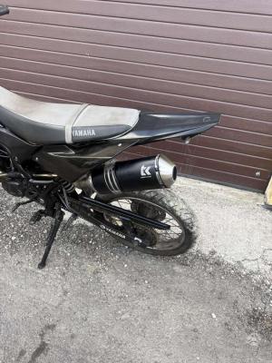 Black Yamaha WR 125X 2009 in Vilkaviskis, with an engine capacity of 0.13 L and mileage of 40 thousand km for 1100 €, photo 16 on AUTOMOTO.COM.LV