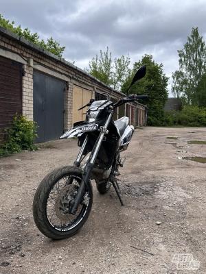 Melns Yamaha WR 125X 2010 Viļņa, ar dzinēja tilpumu 0.13 L un nobraukumu 36 tūkst. km par 2100 €, foto 3 vietnē AUTOMOTO.COM.LV