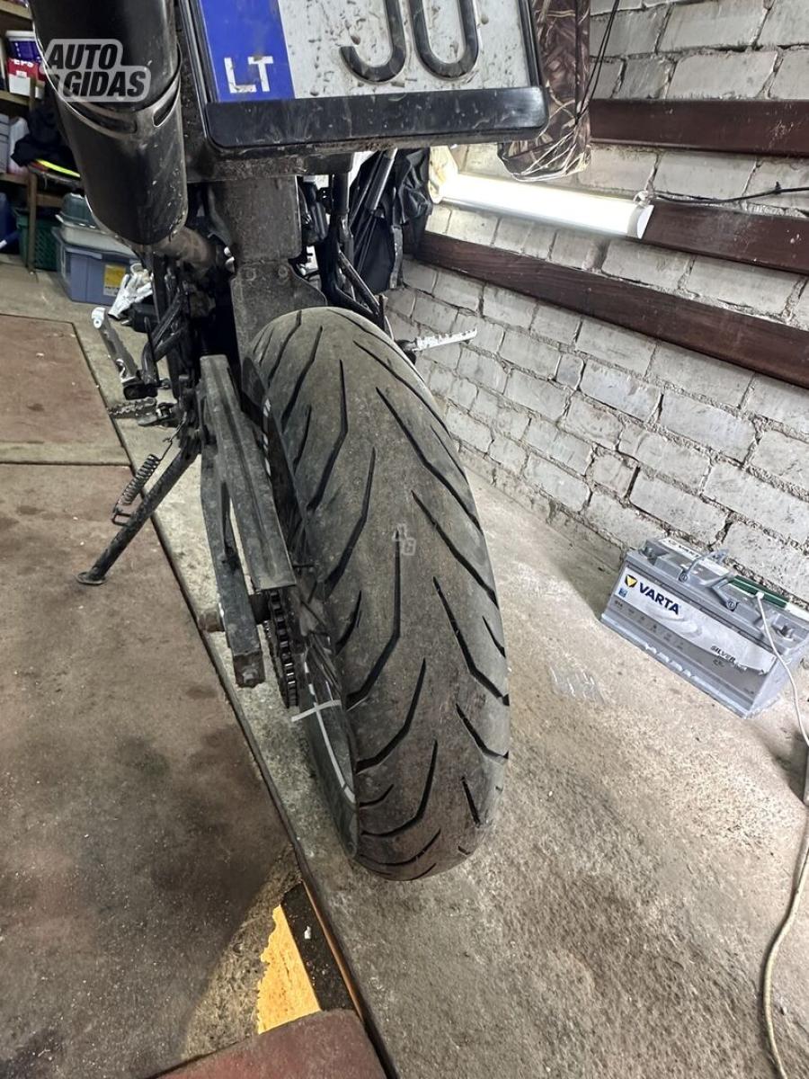 Melns Yamaha WR 125X 2010 Viļņa, ar dzinēja tilpumu 0.13 L un nobraukumu 36 tūkst. km par 2100 €, foto 12 vietnē AUTOMOTO.COM.LV