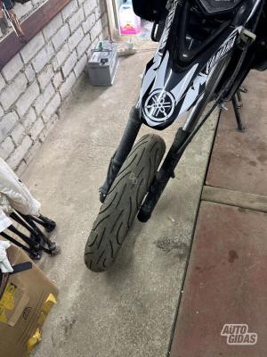 Melns Yamaha WR 125X 2010 Viļņa, ar dzinēja tilpumu 0.13 L un nobraukumu 36 tūkst. km par 2100 €, foto 13 vietnē AUTOMOTO.COM.LV