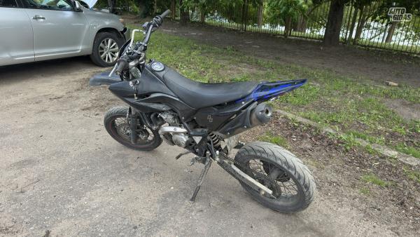 Black Yamaha WR 125X 2010 in Kaunas, with an engine capacity of 0.13 L and mileage of 0 thousand km for 999 €, photo 3 on AUTOMOTO.COM.LV
