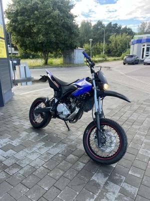 Melns Yamaha WR 125X 2010 Viļņa, ar dzinēja tilpumu 0.13 L un nobraukumu 56 tūkst. km par 1199 €, foto  vietnē AUTOMOTO.COM.LV