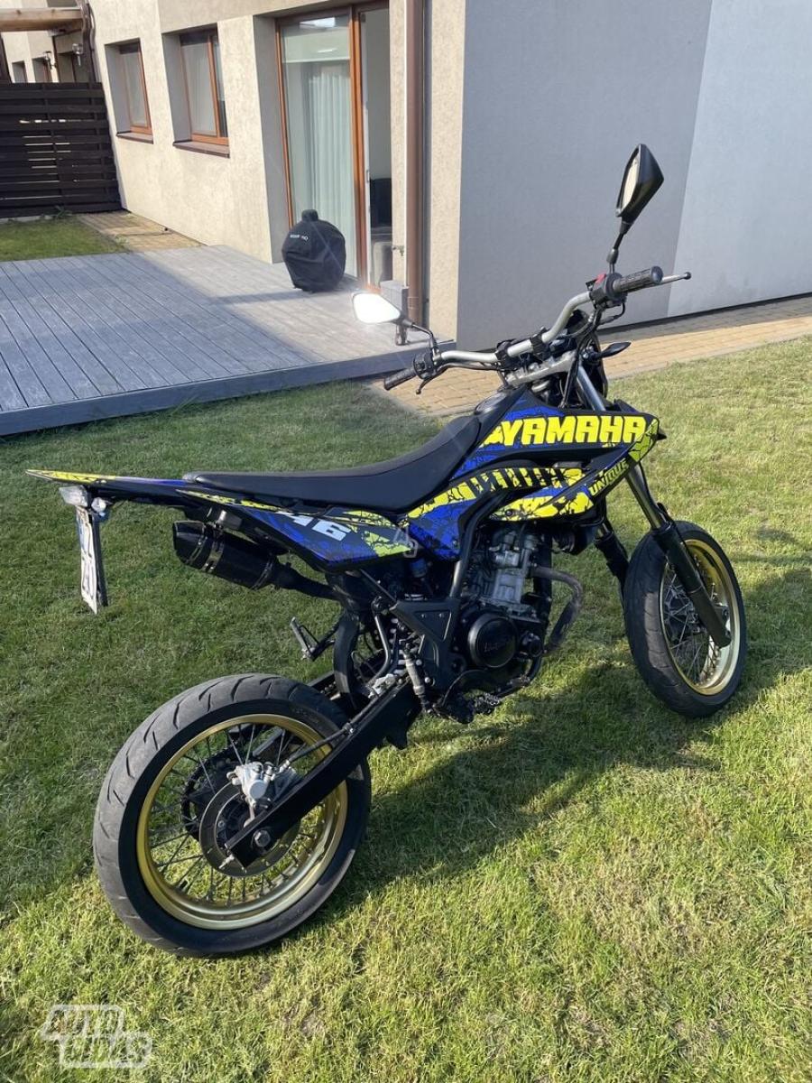 Black Yamaha WR 125X 2011 in Kaunas, with an engine capacity of 0.13 L and mileage of 58 thousand km for 1900 €, photo 5 on AUTOMOTO.COM.LV