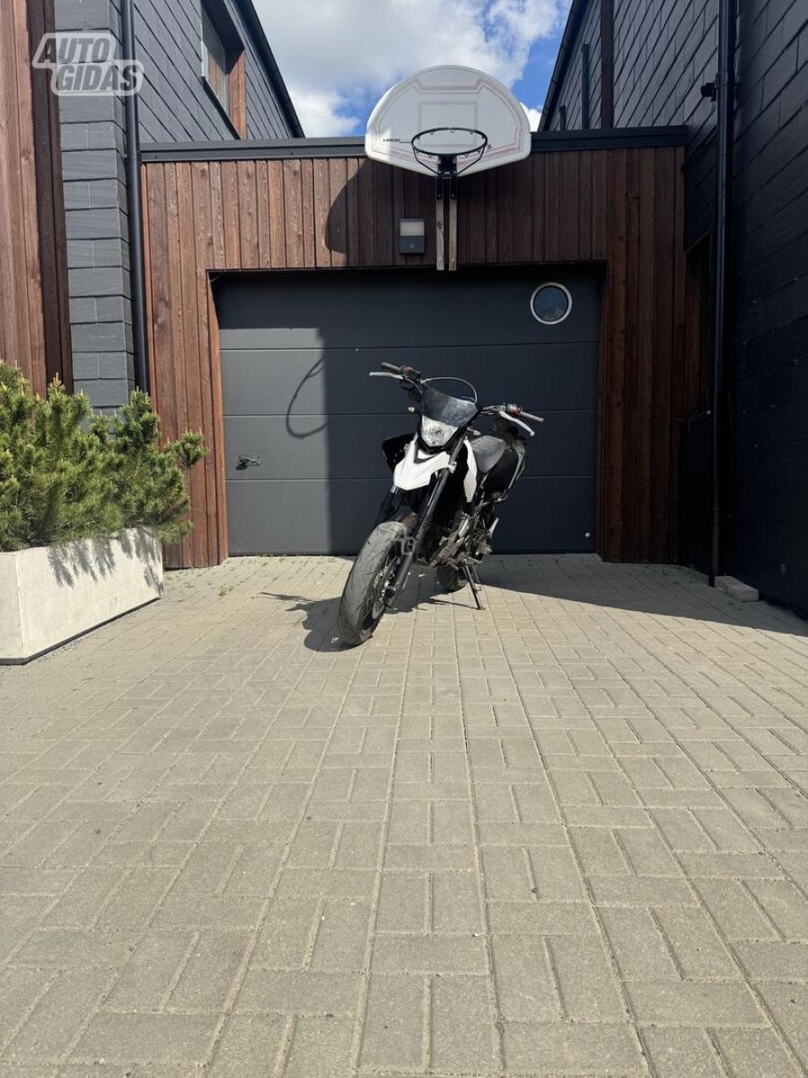 Черный Ямаха WR 125X 2012 в Каунас, объемом двигателя 0.13 л и пробегом 23 тыс. км за 2200 €, фото 3 на AUTOMOTO.COM.LV