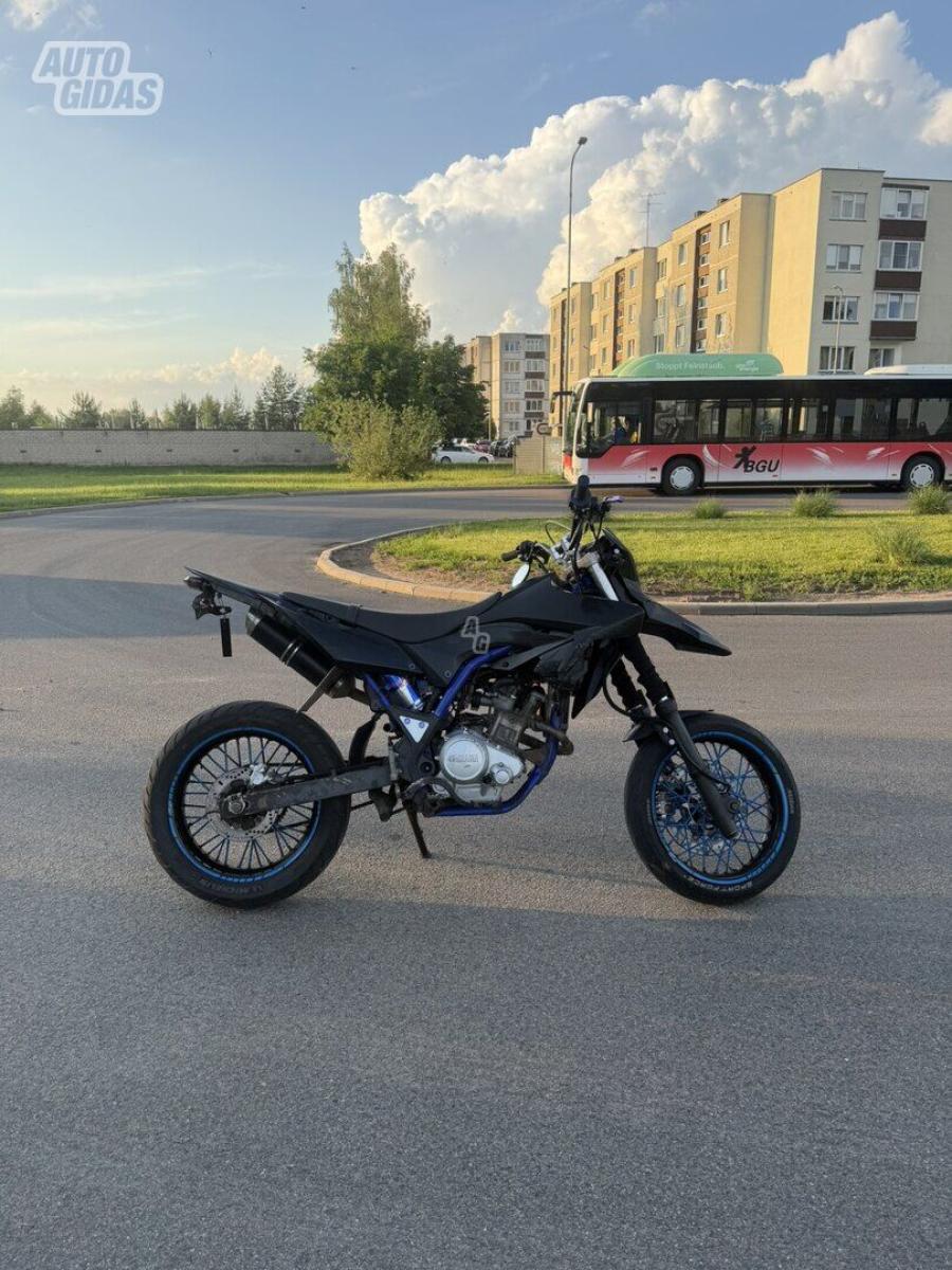 Melns Yamaha WR 125X 2013 Panevēža, ar dzinēja tilpumu 0.13 L un nobraukumu 56 tūkst. km par 1250 €, foto 7 vietnē AUTOMOTO.COM.LV