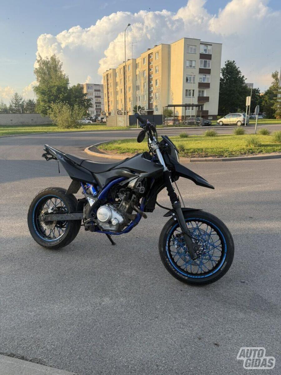 Melns Yamaha WR 125X 2013 Panevēža, ar dzinēja tilpumu 0.13 L un nobraukumu 56 tūkst. km par 1250 €, foto 8 vietnē AUTOMOTO.COM.LV