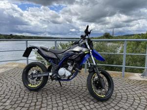Черный Ямаха WR 125X 2014 в Каунас, объемом двигателя 0.13 л и пробегом 35 тыс. км за 1999 €, фото 6 на AUTOMOTO.COM.LV