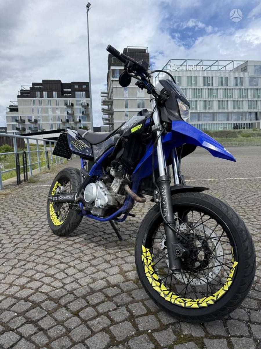 Черный Ямаха WR 125X 2014 в Каунас, объемом двигателя 0.13 л и пробегом 35 тыс. км за 1999 €, фото 11 на AUTOMOTO.COM.LV