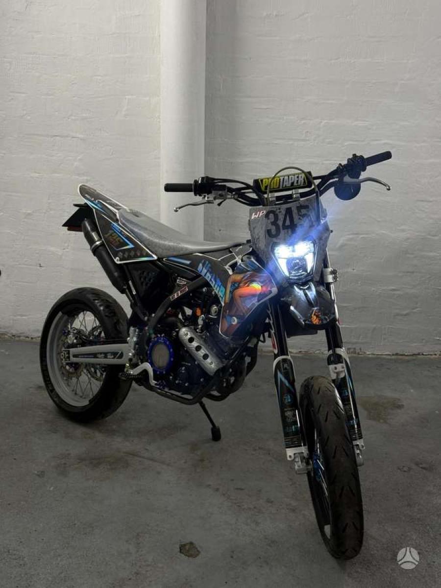 Black Yamaha WR 125X 2021 in Marijampole, with an engine capacity of 0.13 L and mileage of 5 thousand km for 2949 €, photo 27 on AUTOMOTO.COM.LV