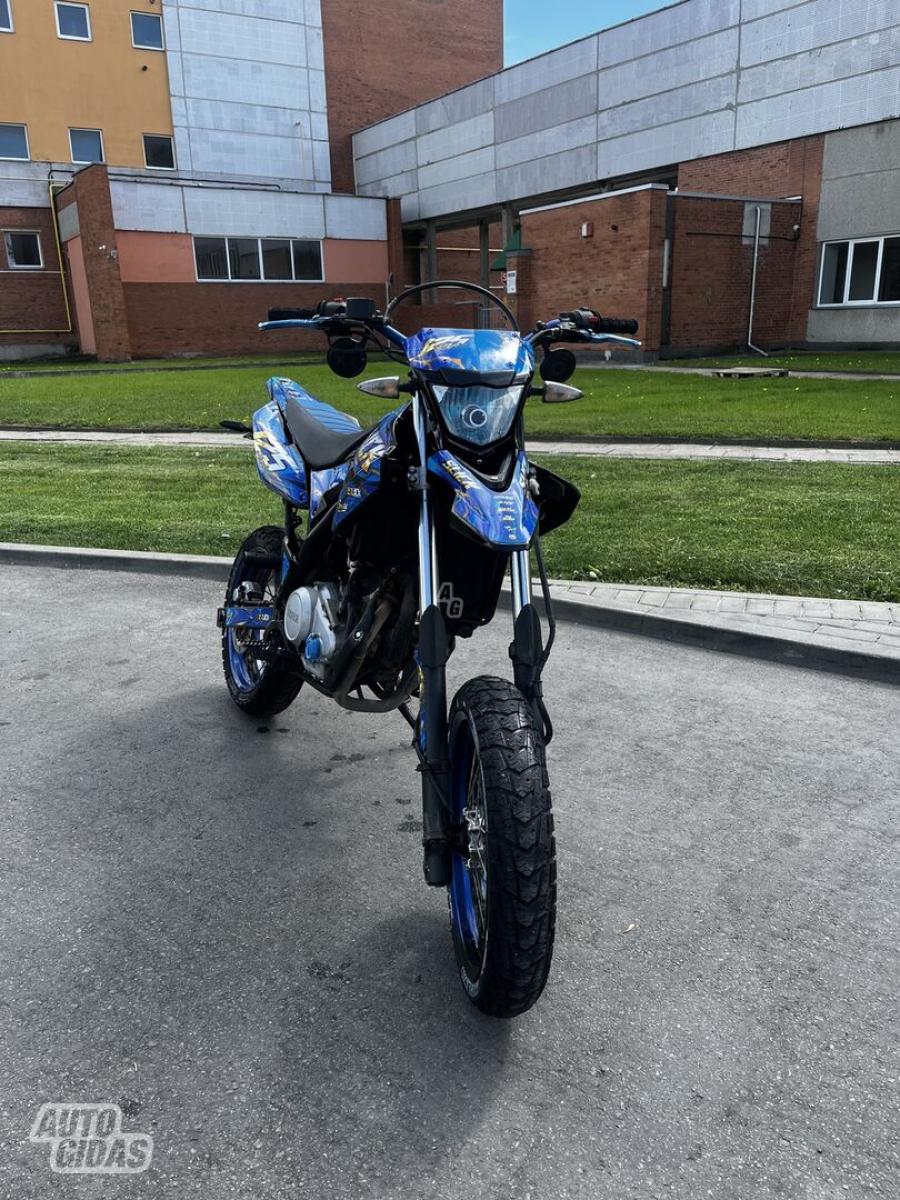 Zils Yamaha WR 125X 2011 Viļņa, ar dzinēja tilpumu 0.13 L un nobraukumu 41 tūkst. km par 2650 €, foto 3 vietnē AUTOMOTO.COM.LV