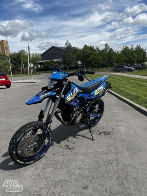 Zils Yamaha WR 125X 2011 Viļņa, ar dzinēja tilpumu 0.13 L un nobraukumu 41 tūkst. km par 2650 €, foto 4 vietnē AUTOMOTO.COM.LV