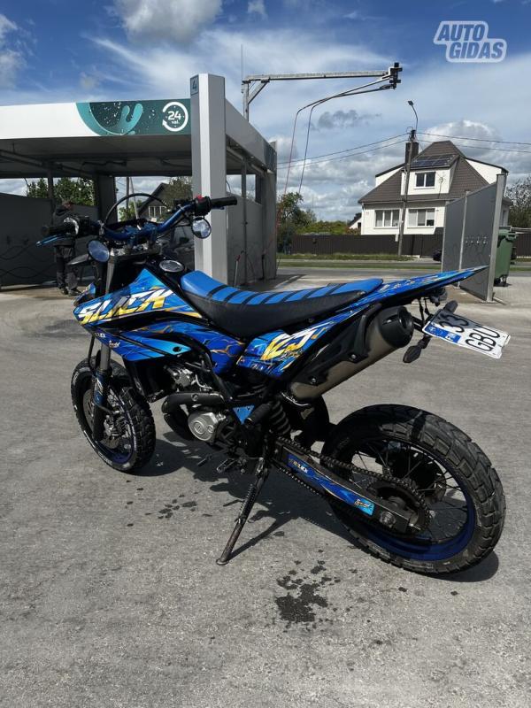 Blue Yamaha WR 125X 2011 in Vilnius, with an engine capacity of 0.13 L and mileage of 41 thousand km for 2650 €, photo 4 on AUTOMOTO.COM.LV
