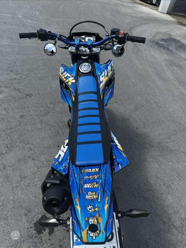 Blue Yamaha WR 125X 2011 in Kursenai, with an engine capacity of 0.13 L and mileage of 41 thousand km for 2650 €, photo 6 on AUTOMOTO.COM.LV
