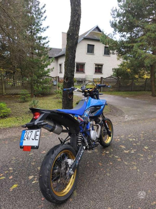 Blue Yamaha WR 125X 2011 in Panevezys, with an engine capacity of 0.13 L and mileage of 65 thousand km for 2200 €, photo 3 on AUTOMOTO.COM.LV