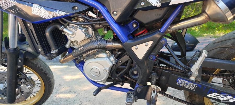 Blue Yamaha WR 125X 2011 in Vilnius, with an engine capacity of 0.18 L and mileage of 35 thousand km for 2200 €, photo 17 on AUTOMOTO.COM.LV