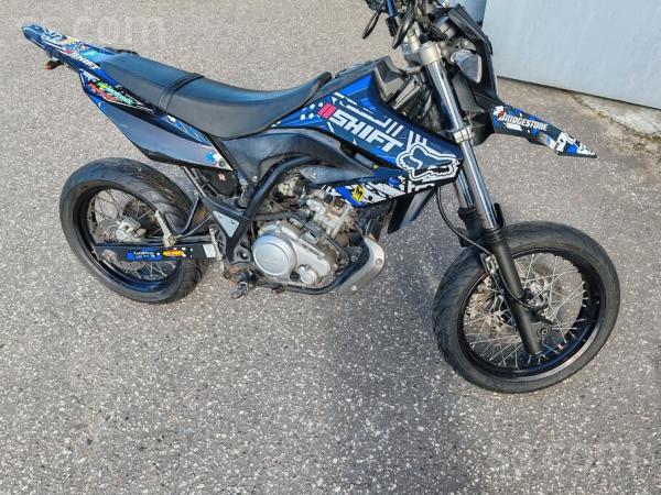 Yamaha WR 125X 2009 Rīga, ar dzinēja tilpumu 0.13 L un nobraukumu 0 tūkst. km par 2400 €, foto 6 vietnē AUTOMOTO.COM.LV
