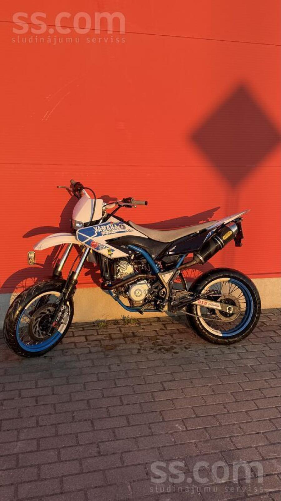 Yamaha WR 125X 2009 in Ogre, with an engine capacity of 0.13 L and mileage of 0 thousand km for 2500 €, photo 4 on AUTOMOTO.COM.LV