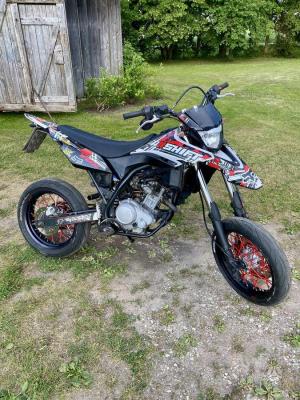 Ямаха WR 125X 2009 в Радвилишкис, объемом двигателя 0.13 л и пробегом 61 тыс. км за 1500 €, фото  на AUTOMOTO.COM.LV