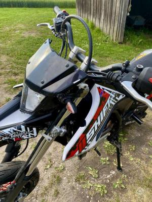 Yamaha WR 125X 2009 Radviliškis, ar dzinēja tilpumu 0.13 L un nobraukumu 61 tūkst. km par 1500 €, foto 6 vietnē AUTOMOTO.COM.LV