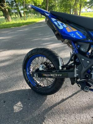 Yamaha WR 125X 2010 Kuldīga, ar dzinēja tilpumu 0.13 L un nobraukumu 0 tūkst. km par 3050 €, foto 3 vietnē AUTOMOTO.COM.LV