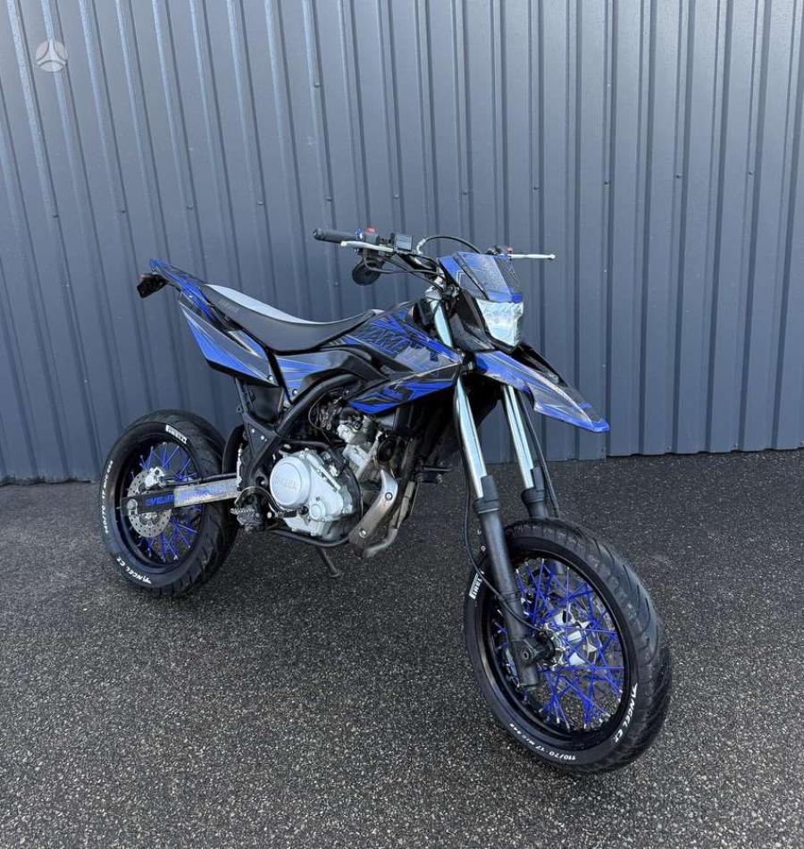 Yamaha WR 125X 2010 in Mazeikiai, with an engine capacity of 0.13 L and mileage of 27 thousand km for 2350 €, photo 1 on AUTOMOTO.COM.LV