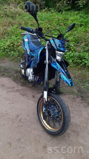 Yamaha WR 125X 2010 in Dobele, with an engine capacity of 0.13 L and mileage of 0 thousand km for 2250 €, photo 4 on AUTOMOTO.COM.LV