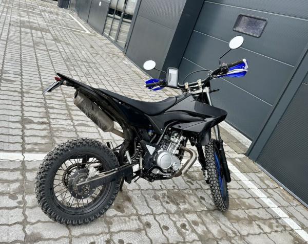 Ямаха WR 125X 2011 в Рига, объемом двигателя 0.13 л и пробегом 0 тыс. км за 2850 €, фото 1 на AUTOMOTO.COM.LV