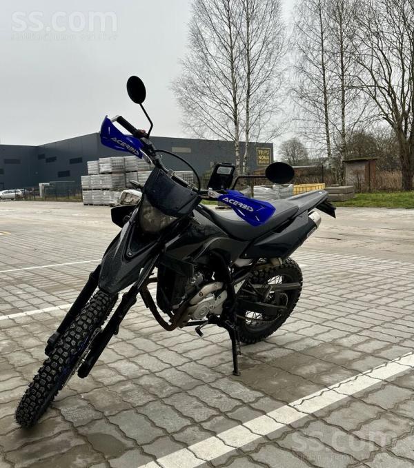 Ямаха WR 125X 2011 в Рига, объемом двигателя 0.13 л и пробегом 0 тыс. км за 2850 €, фото 2 на AUTOMOTO.COM.LV