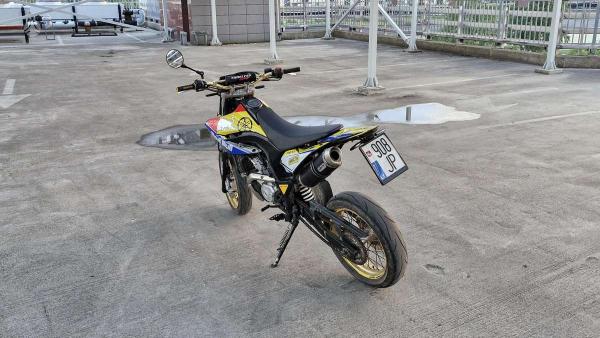 Yamaha WR 125X 2011 Klaipėda, ar dzinēja tilpumu 0.00 L un nobraukumu 27 tūkst. km par 1900 €, foto 4 vietnē AUTOMOTO.COM.LV