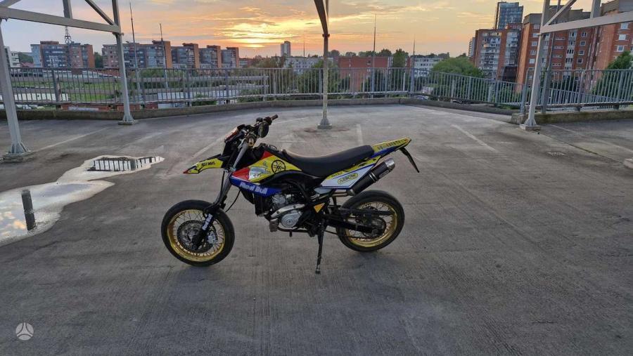 Yamaha WR 125X 2011 Klaipėda, ar dzinēja tilpumu 0.00 L un nobraukumu 27 tūkst. km par 1900 €, foto 3 vietnē AUTOMOTO.COM.LV