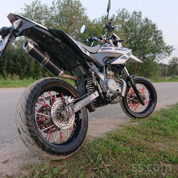 Yamaha WR 125X 2012 Ventspils, ar dzinēja tilpumu 0.13 L un nobraukumu 0 tūkst. km par 3000 €, foto 5 vietnē AUTOMOTO.COM.LV