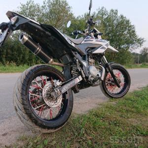 Yamaha WR 125X 2012 Ventspils, ar dzinēja tilpumu 0.13 L un nobraukumu 0 tūkst. km par 3000 €, foto 6 vietnē AUTOMOTO.COM.LV