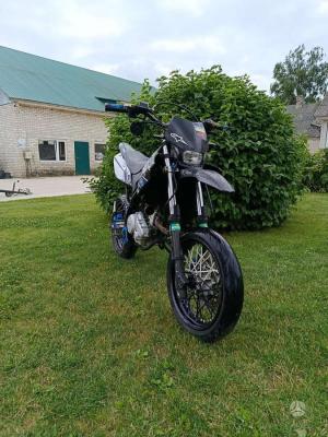 Ямаха WR 125X 2012 в Кельме, объемом двигателя 0.13 л и пробегом 28 тыс. км за 2500 €, фото 5 на AUTOMOTO.COM.LV