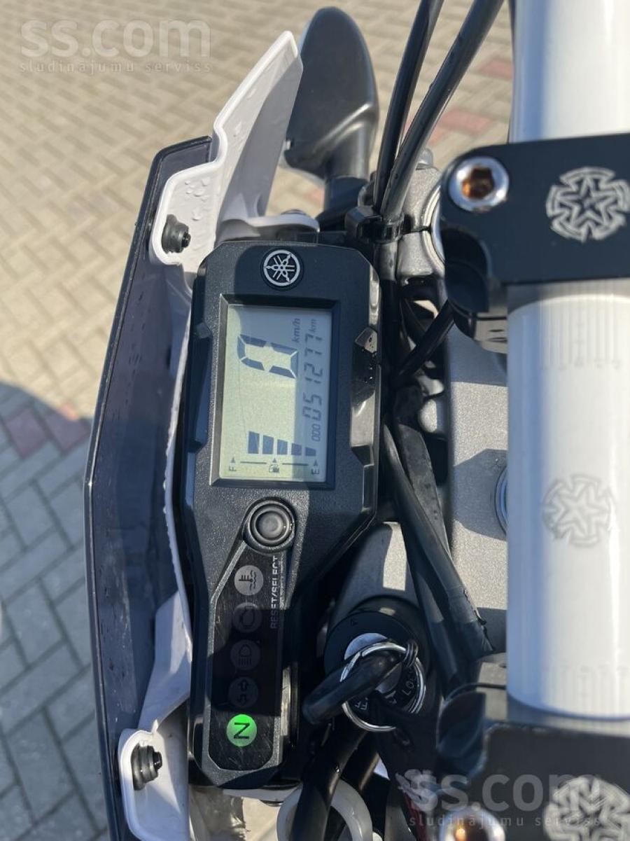 Yamaha WR 125X 2013 in Riga, with an engine capacity of 0.13 L and mileage of 0 thousand km for 2400 €, photo 6 on AUTOMOTO.COM.LV