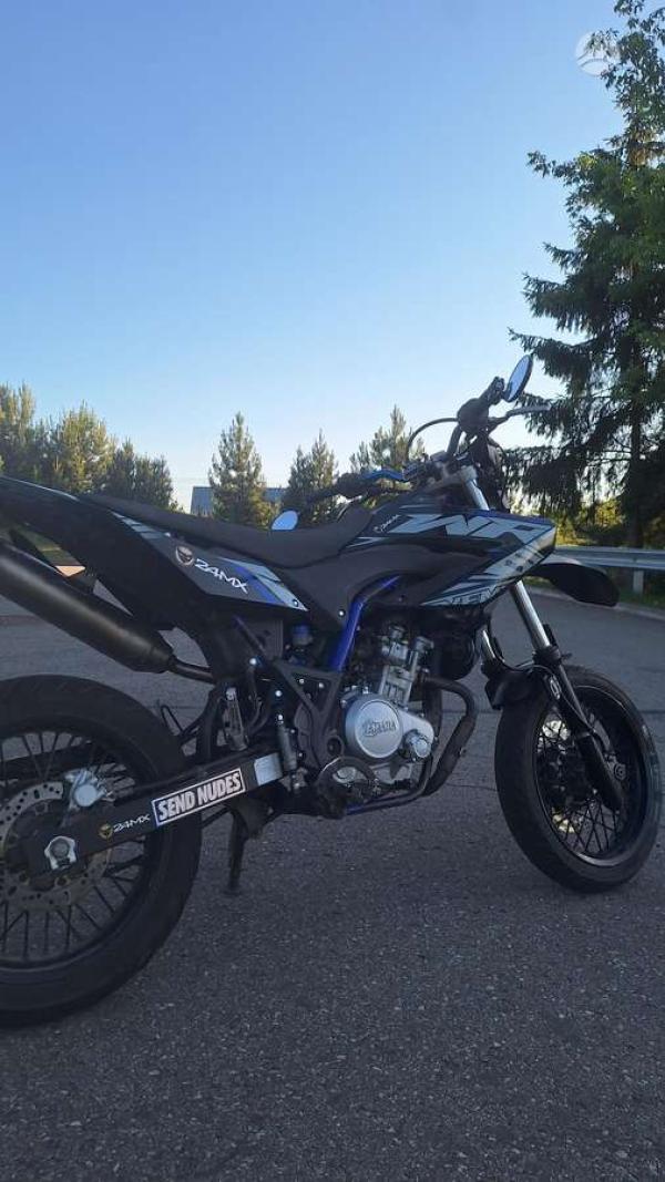 Yamaha WR 125X 2013 in Anyksciai, with an engine capacity of 0.13 L and mileage of 31 thousand km for 2200 €, photo 5 on AUTOMOTO.COM.LV