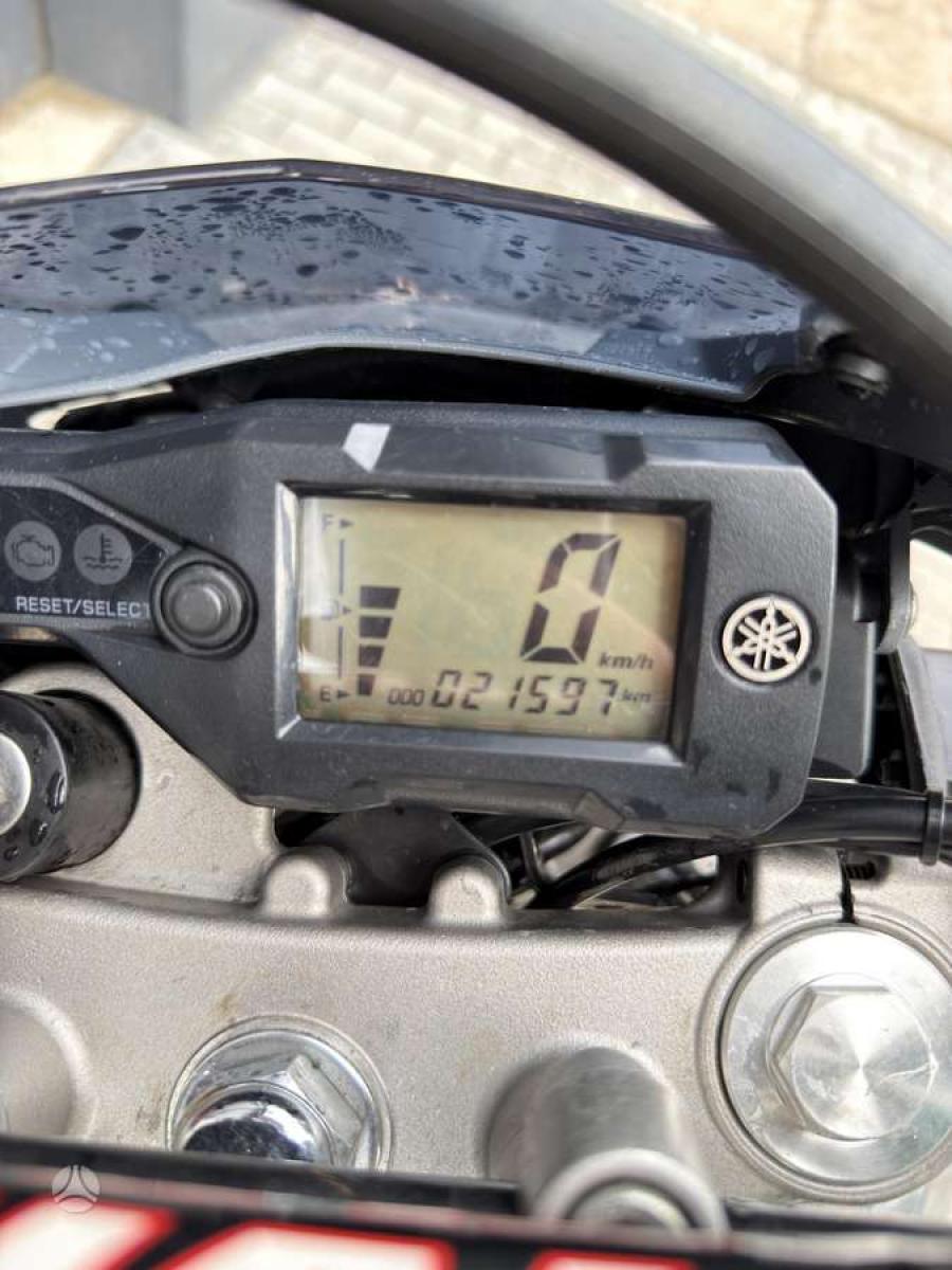 Yamaha WR 125X 2014 in Kaunas, with an engine capacity of 0.13 L and mileage of 22 thousand km for 2950 €, photo 4 on AUTOMOTO.COM.LV