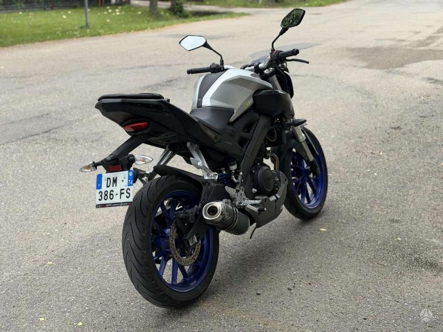 Yamaha WR 125X 2014 in Mazeikiai, with an engine capacity of 0.13 L and mileage of 22 thousand km for 1950 €, photo 3 on AUTOMOTO.COM.LV