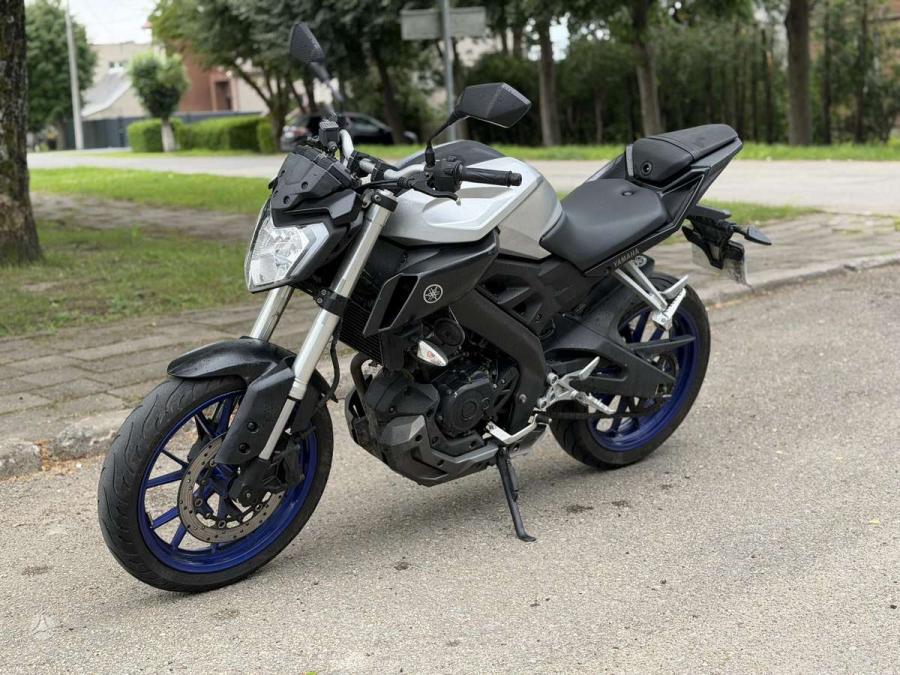 Yamaha WR 125X 2014 in Mazeikiai, with an engine capacity of 0.13 L and mileage of 22 thousand km for 1950 €, photo 5 on AUTOMOTO.COM.LV