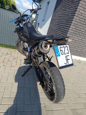 Yamaha WR 125X 2015 in Kaunas, with an engine capacity of 0.13 L and mileage of 29 thousand km for 1750 €, photo 4 on AUTOMOTO.COM.LV