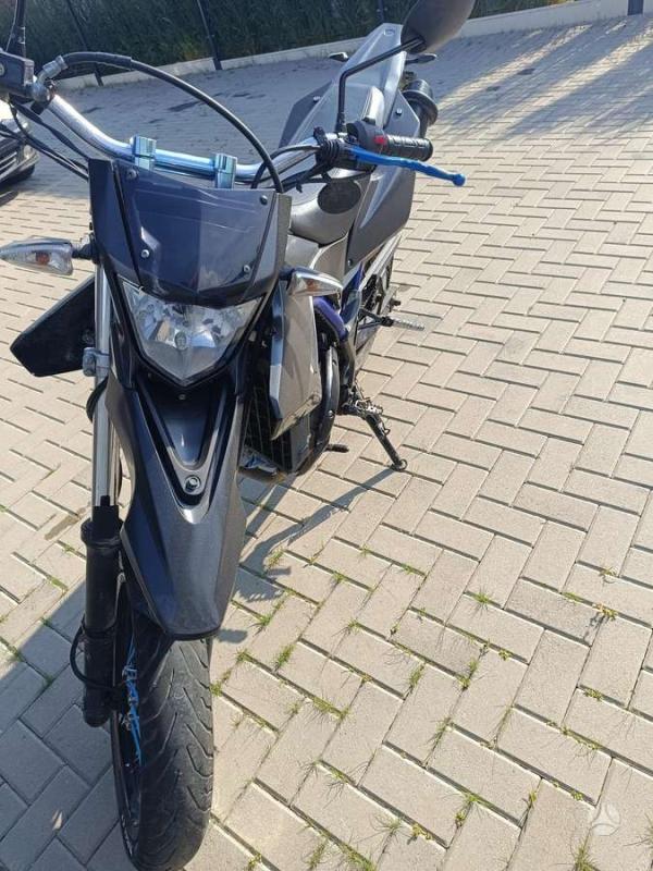 Yamaha WR 125X 2015 in Kaunas, with an engine capacity of 0.13 L and mileage of 29 thousand km for 1750 €, photo 5 on AUTOMOTO.COM.LV