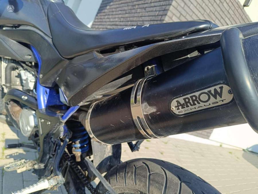 Yamaha WR 125X 2015 in Kaunas, with an engine capacity of 0.13 L and mileage of 29 thousand km for 1750 €, photo 7 on AUTOMOTO.COM.LV
