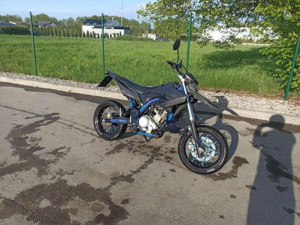 Yamaha WR 125X 2015 in Kaunas, with an engine capacity of 0.13 L and mileage of 29 thousand km for 1750 €, photo 8 on AUTOMOTO.COM.LV