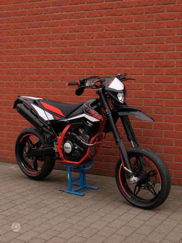 Yamaha WR 125X 2019 in Vilkaviskis, with an engine capacity of 0.13 L and mileage of 18 thousand km for 2399 €, photo 1 on AUTOMOTO.COM.LV