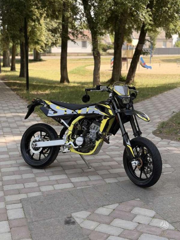 Ямаха WR 125X 2020 в Вилкавишкис, объемом двигателя 0.13 л и пробегом 20 тыс. км за 2350 €, фото 1 на AUTOMOTO.COM.LV
