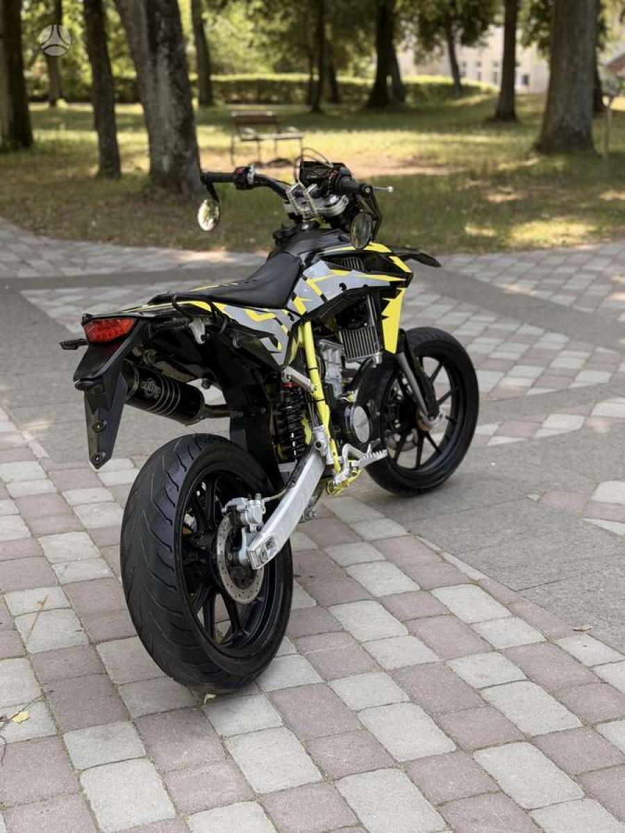 Ямаха WR 125X 2020 в Вилкавишкис, объемом двигателя 0.13 л и пробегом 20 тыс. км за 2350 €, фото 4 на AUTOMOTO.COM.LV