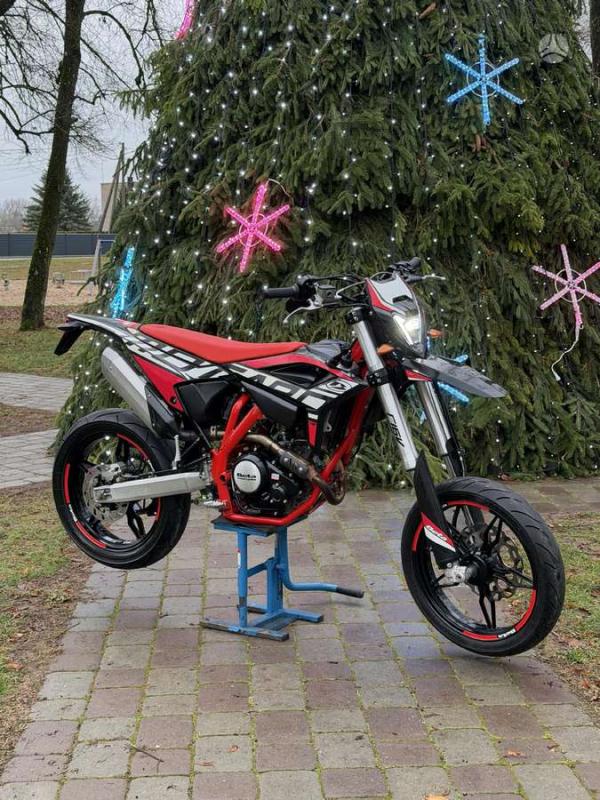 Yamaha WR 125X 2021 Vilkaviškis, ar dzinēja tilpumu 0.13 L un nobraukumu 10 tūkst. km par 2650 €, foto 1 vietnē AUTOMOTO.COM.LV