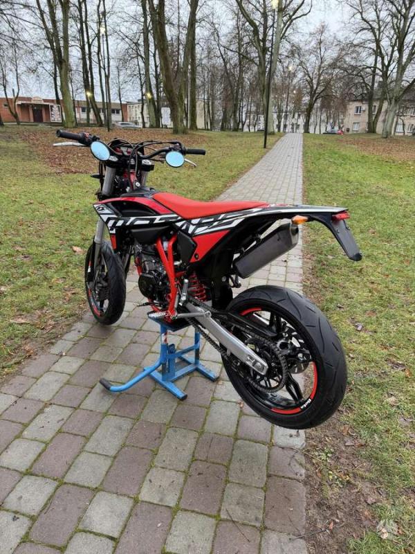 Yamaha WR 125X 2021 Vilkaviškis, ar dzinēja tilpumu 0.13 L un nobraukumu 10 tūkst. km par 2650 €, foto 5 vietnē AUTOMOTO.COM.LV