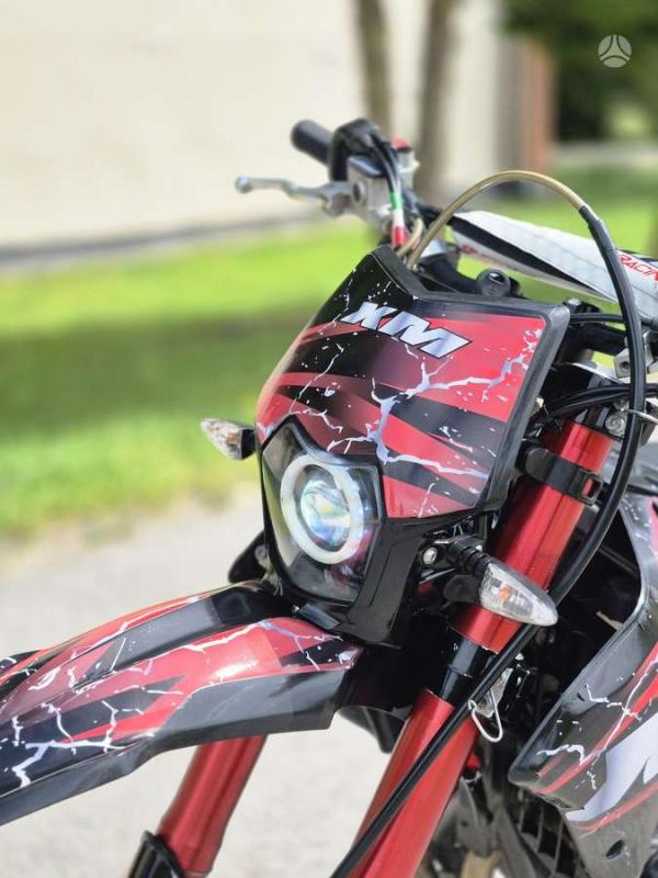 Yamaha WR 125X 2022 in Prienai, with an engine capacity of 0.13 L and mileage of 20 thousand km for 2499 €, photo 9 on AUTOMOTO.COM.LV